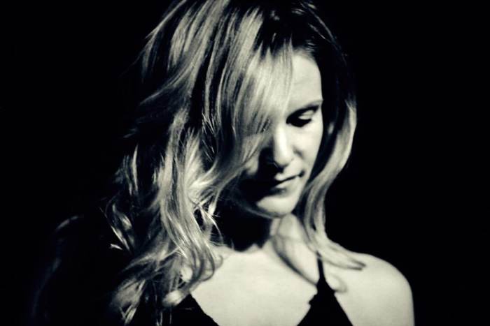 Songwriters Series: Sarah Sharp @ Threadgill's Austin, TX - November ...