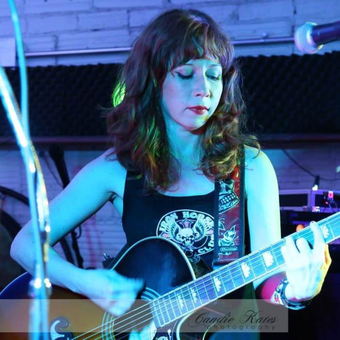 Beth Lee & The Breakups @ ONE-2-ONE BAR Austin, TX - March 9th 2020 10: ...